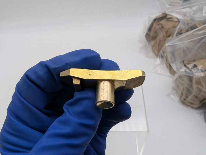 Euroricambi 88530777 Sliding Block for Volvo 3152823 / Renault 74 03 1 ...