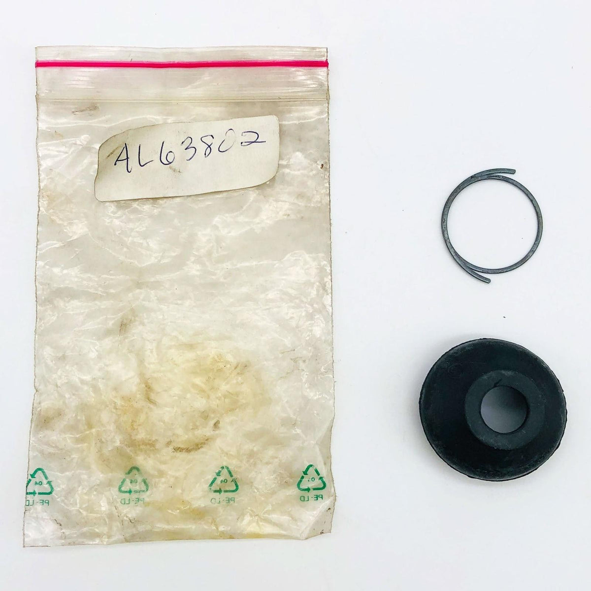 John Deere AL63802 Tie Rod Boot OEM New Old Stock NOS Open — HKResale